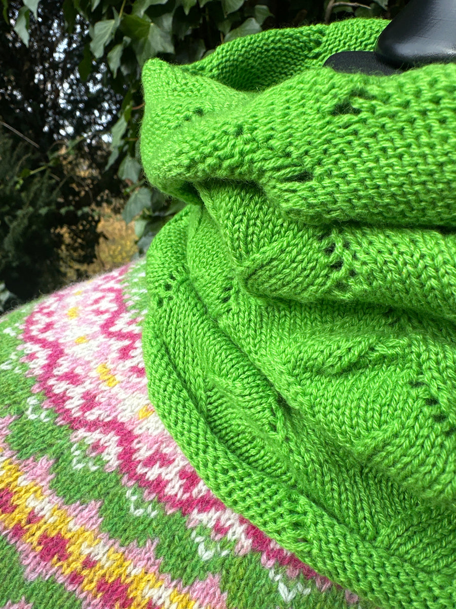 Scottish Cashmere Cable Snood – Thistle And Tweed